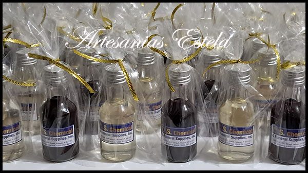 Mini-Botellitas-de-Vino-Personalizadas - Artesanias Estela